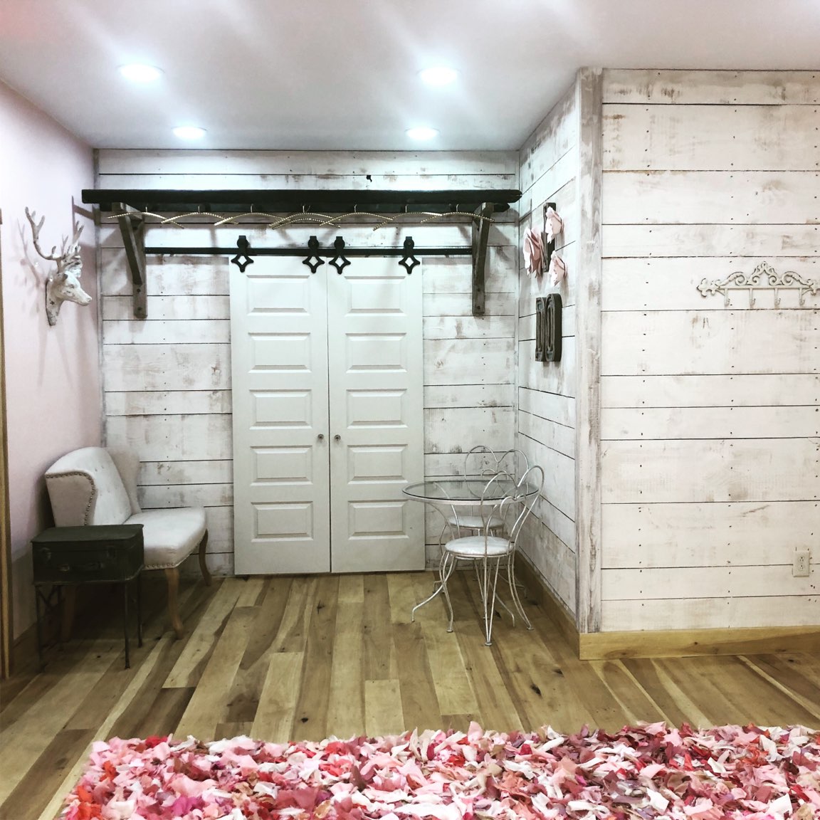 Interior Photos | The Barn on Unity Farm